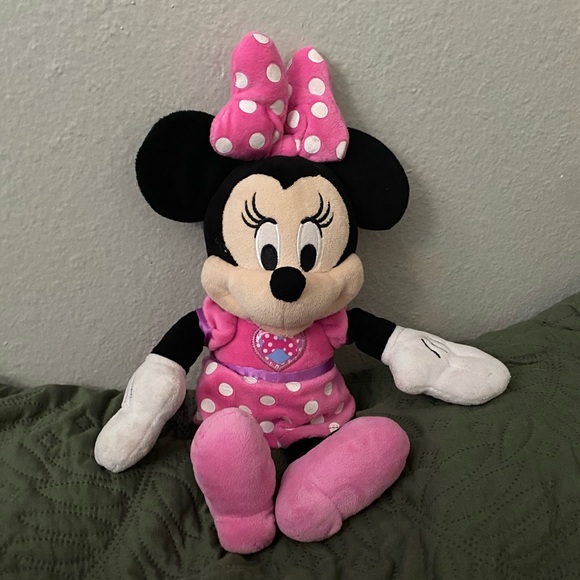 Disney | Toys | Cute Disney Minnie Mouse Musical Stuffie Euc | Poshmark